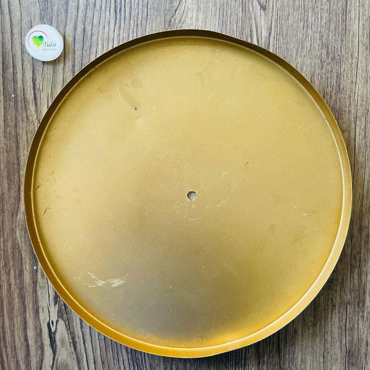 Distash/Defective Metal Stands – Tulsi Resin Store