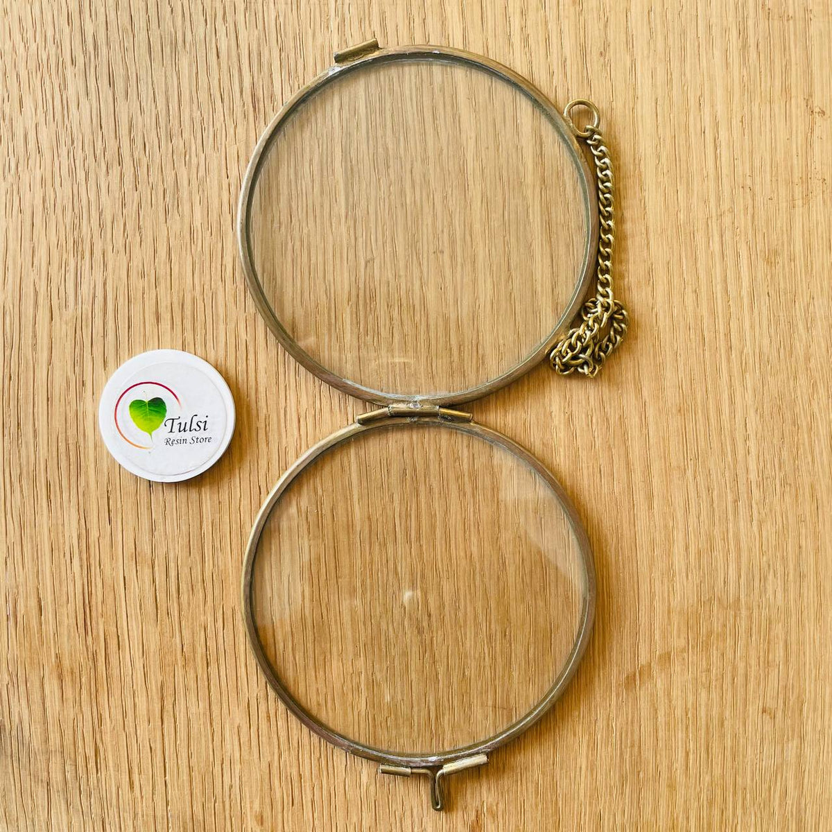 Distash/Defective 4" Round Vintage Metal Frame – Tulsi Resin Store