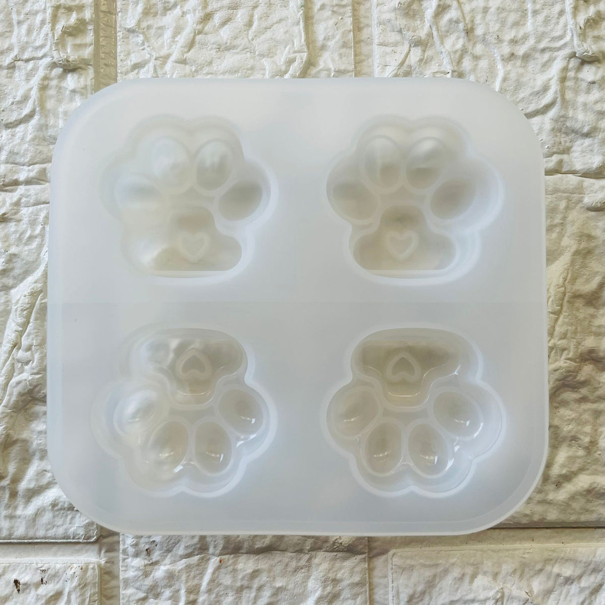 4 Cavity Dog Paw Mould – Tulsi Resin Store