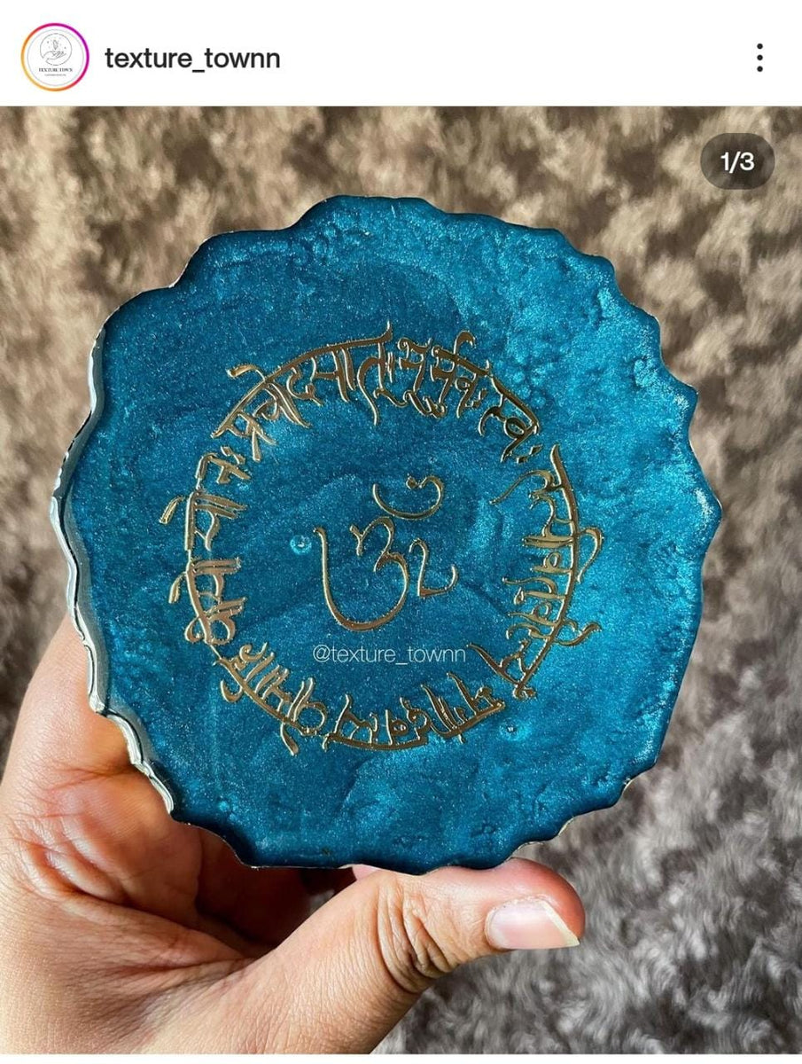 Metal Sticker - Round Gayatri Mantra – Tulsi Resin Store